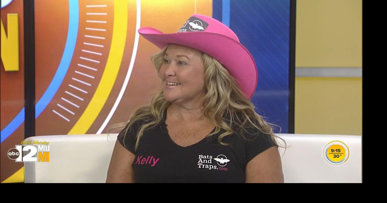 Goodrich woman started critter capture company 'Bats and Traps' | Video | abc12.com
