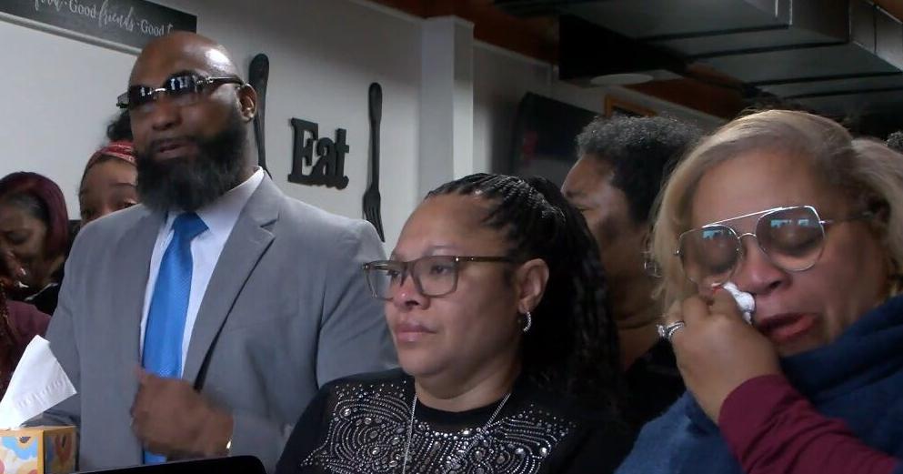 Flint homicide victim's family 'can't even grieve how we should ...