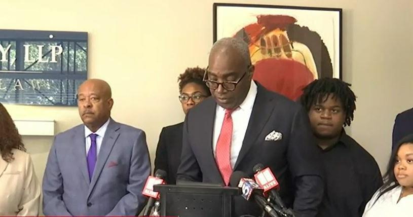 Baby decapitated during birth at Georgia hospital, lawsuit alleges ...