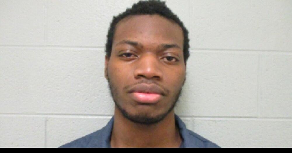 Manhunt under way for Michigan inmate improperly released in Ohio ...