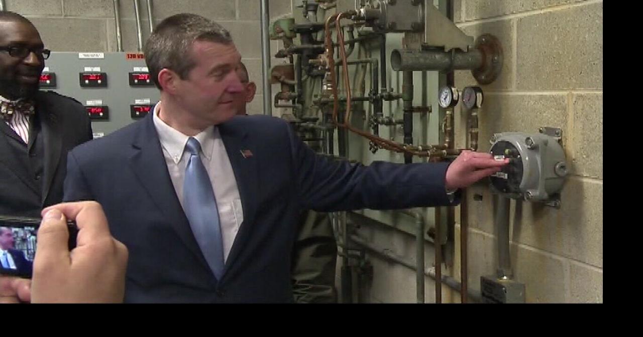 Former Flint mayor weighs in on three year anniversary of Flint water ...