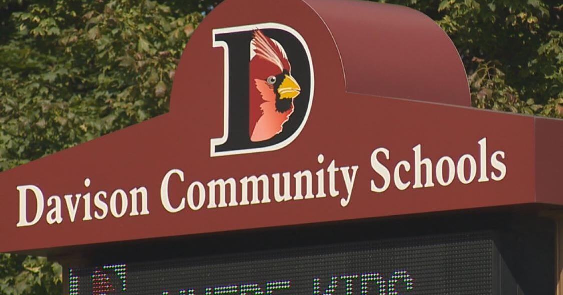 Davison High School student arrested for alleged threatening text ...
