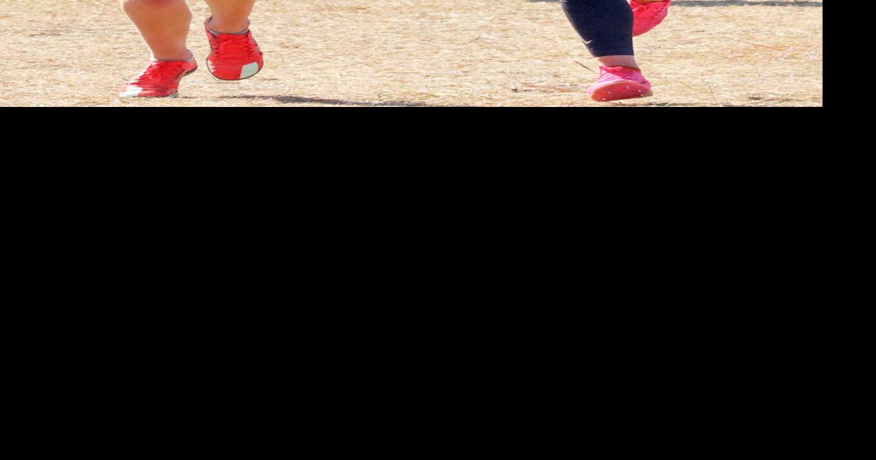 Josie and Jade Wilson and Oscar Espinoza qualify for State Cross Country | Sports | abilene-rc.com