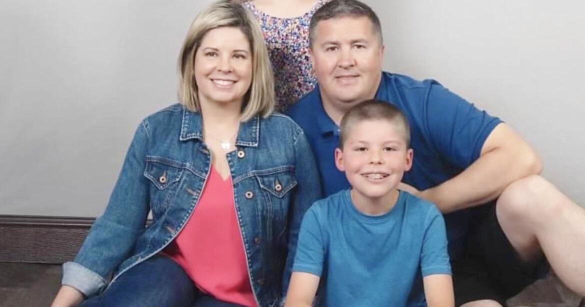 Ft. Riley apache helicopter instructor pilot purchases Abilene golf ...