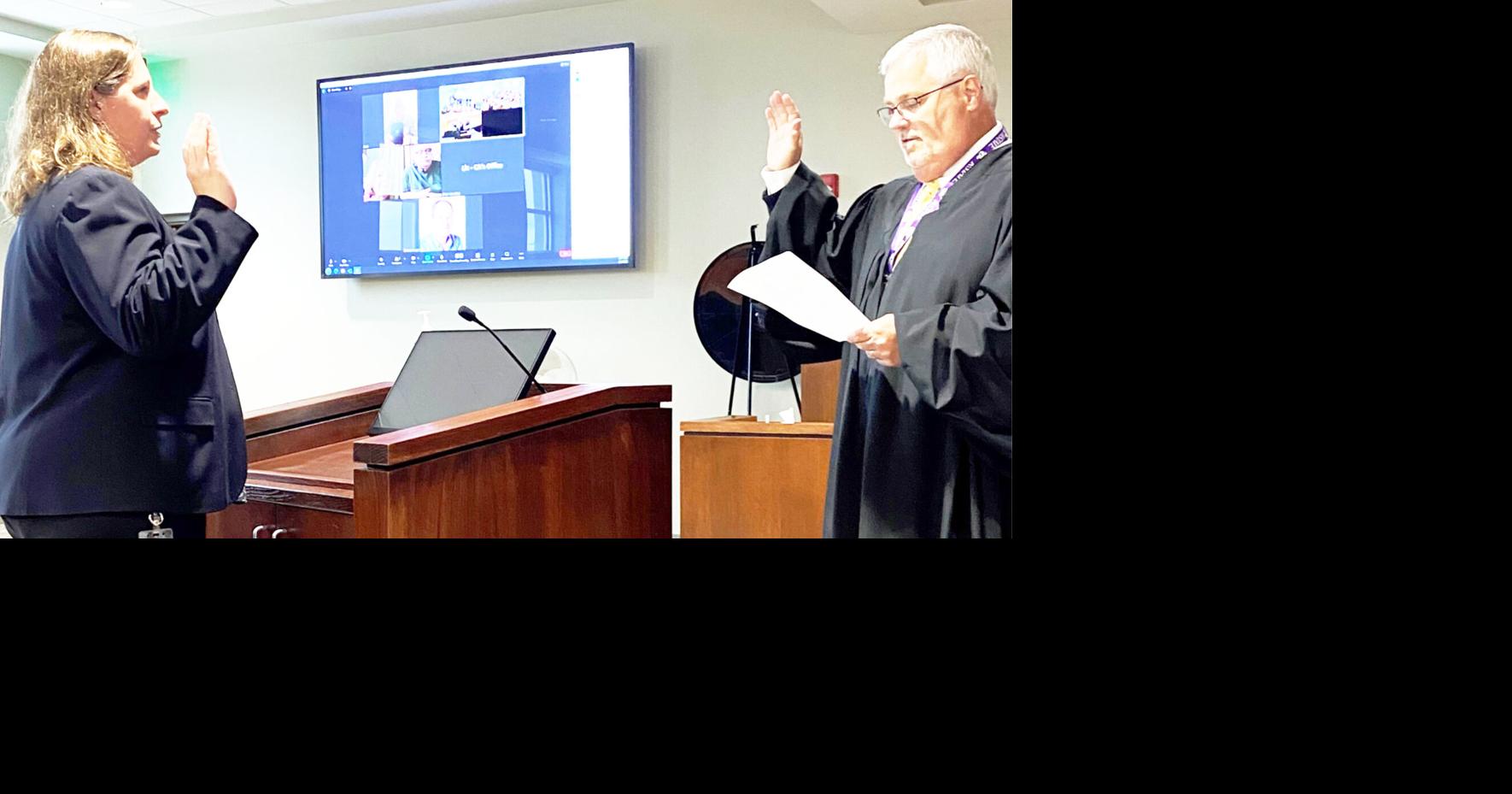 Sarah Ikena sworn in as new county attorney | News | abilene-rc.com