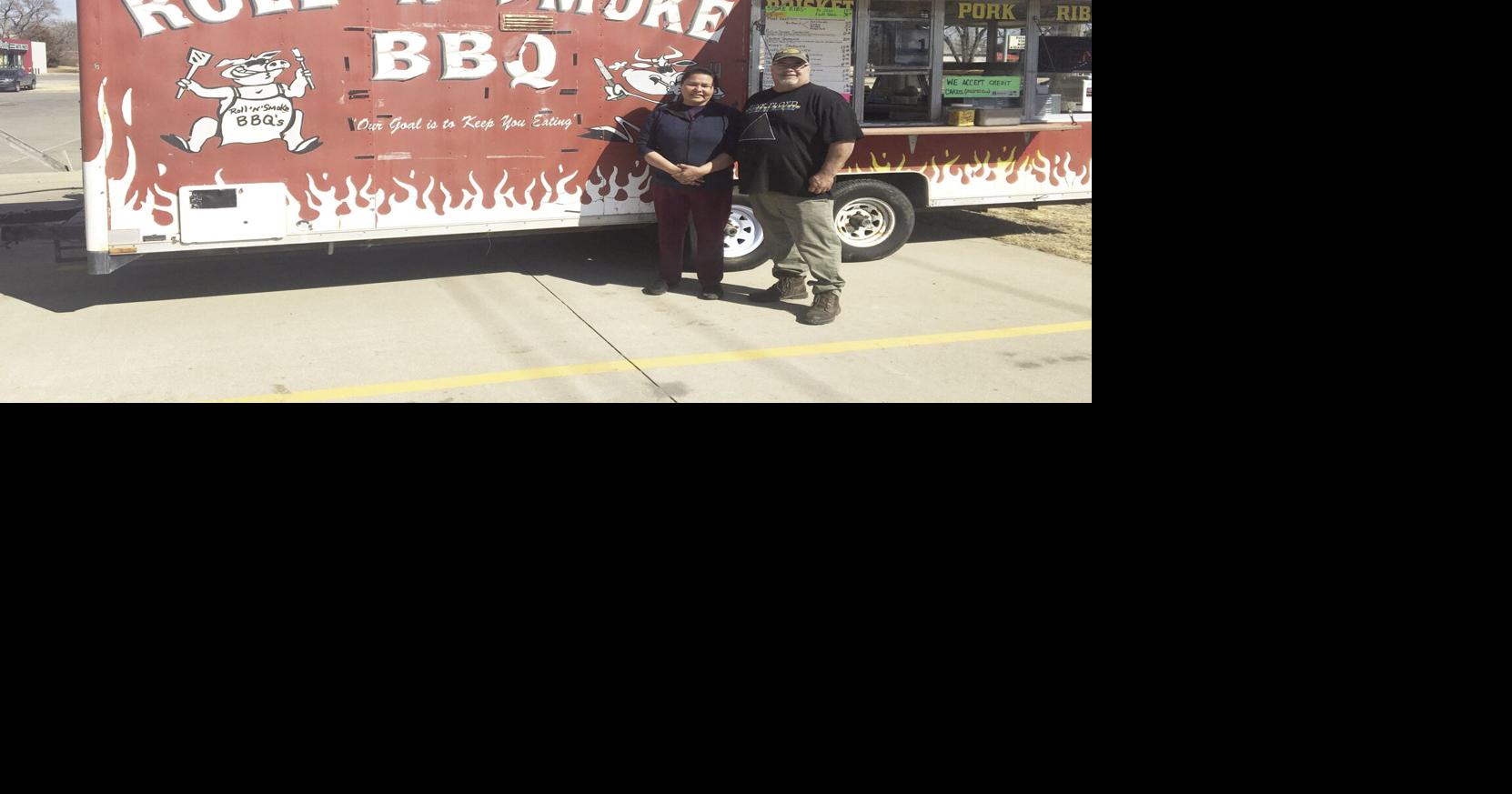 Roll-N-Smoke BBQ rolls up to Abilene for a temporary pit stop | News ...