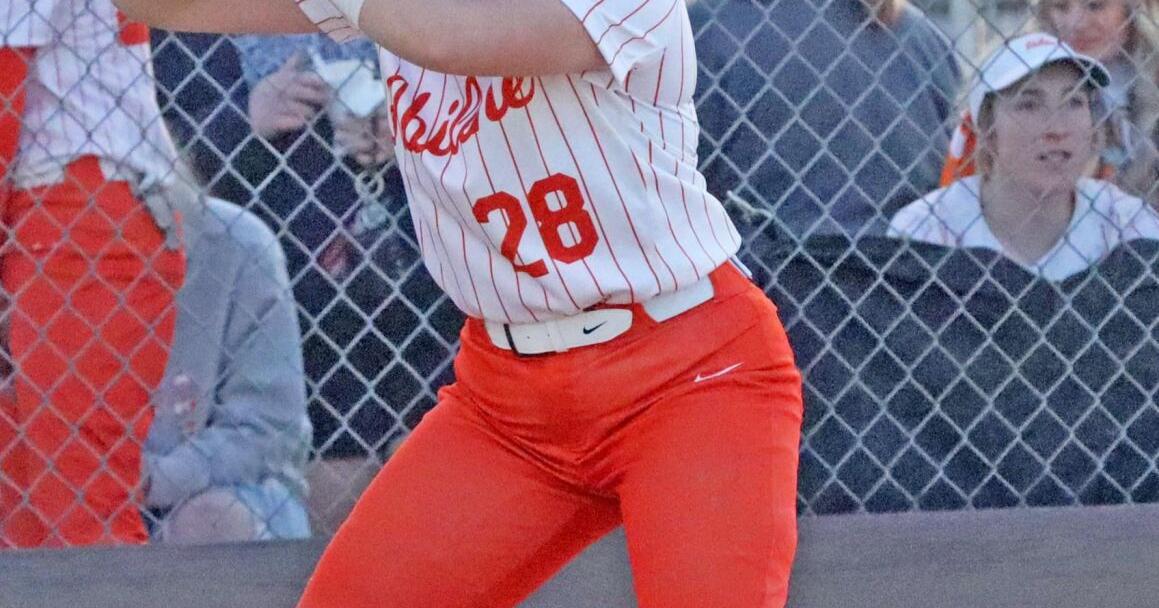 Maddie Murray’s three homers power Cowgirls to win over Riley County ...