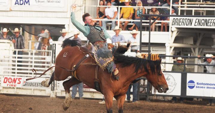 Tuesday night at the Wild Bill Hickok Rodeo | News | abilene-rc.com