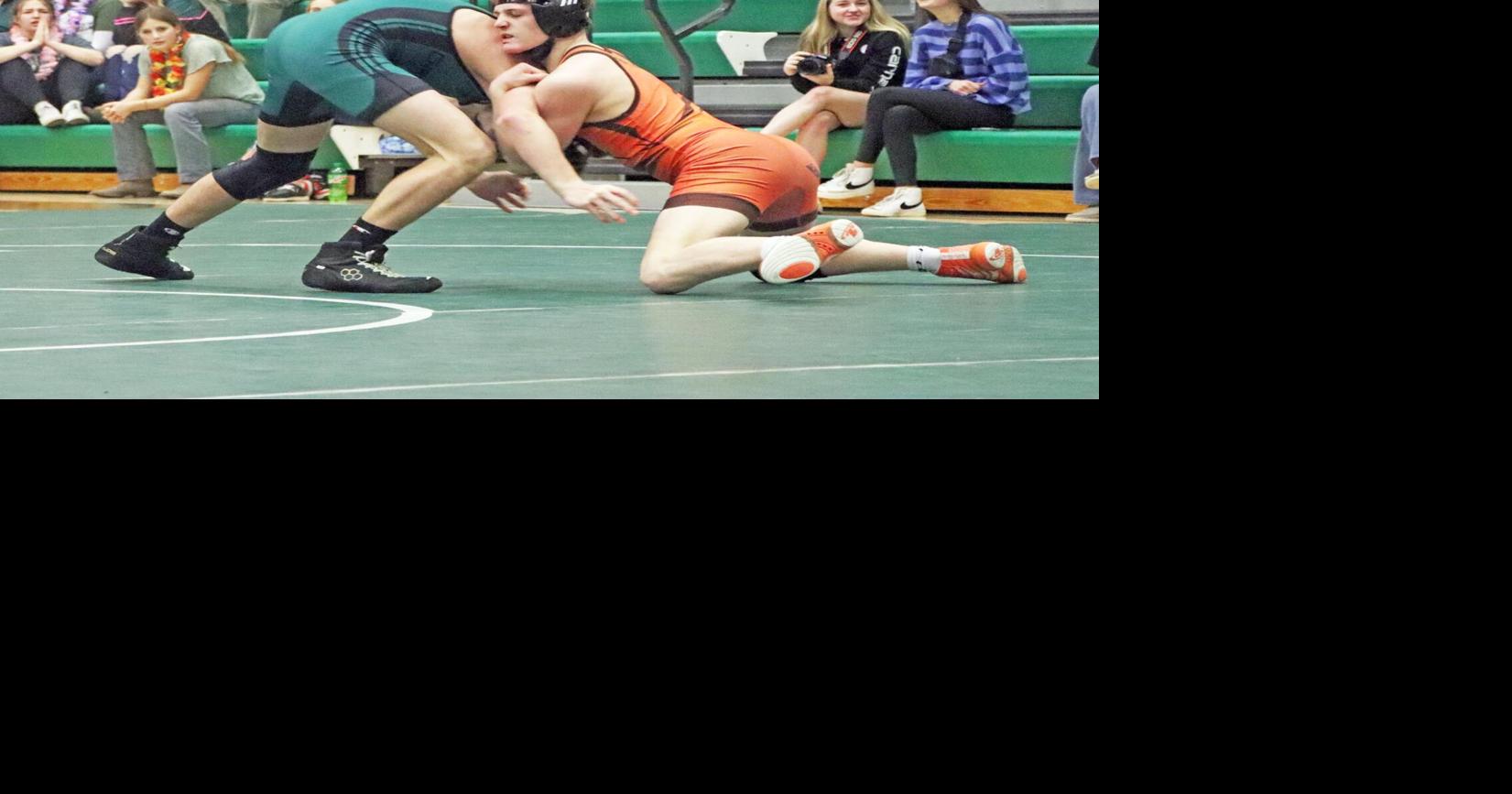 Cowboys wrestlers defeat Chapman and capture league championship ...