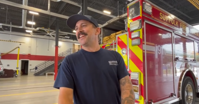 Firefighter battles neighbor's house fire while off duty, earns ...