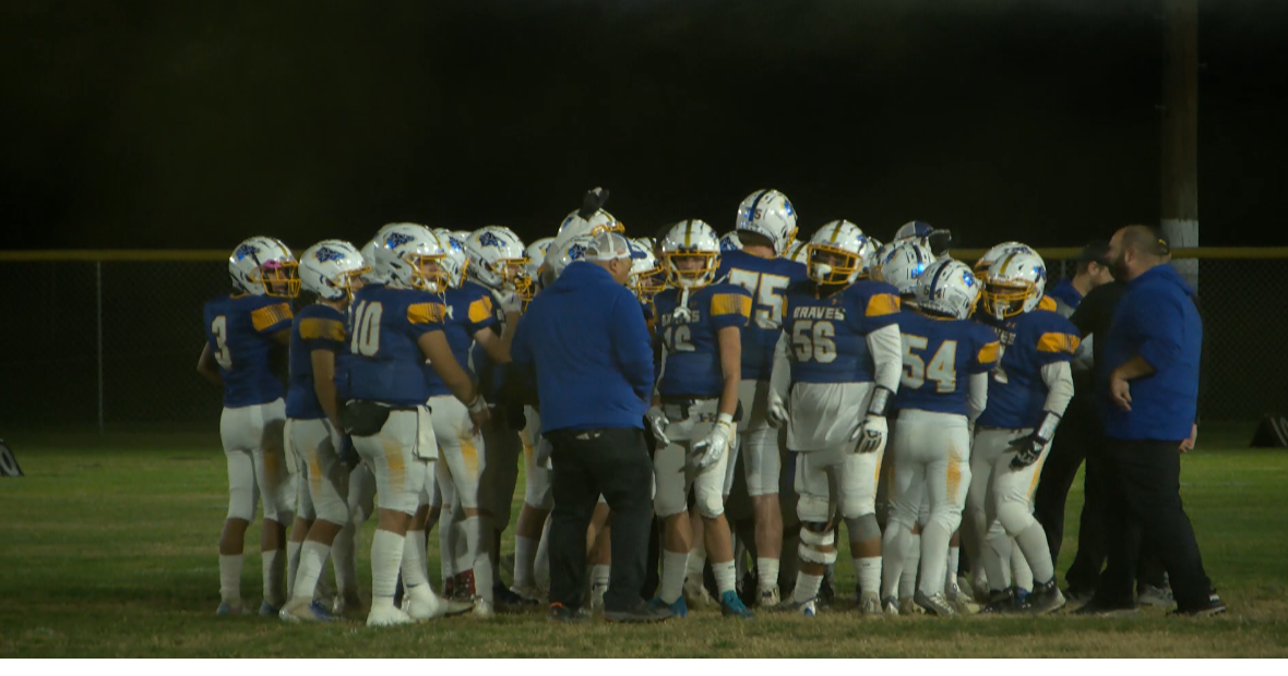 Hamilton football team rolls into playoff semifinals | News ...