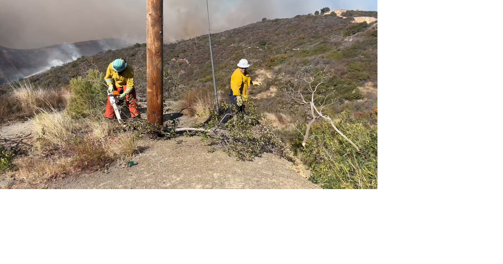Pacific Gas & Electric crews in Southern California providing ...