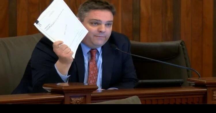 Three bills impacting Illinois higher education now law | Local News ...