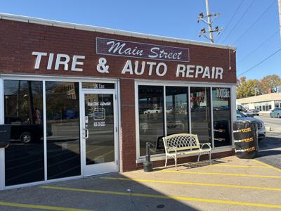 Auto Business Celebrates One Year | Local News | advantagenews.com