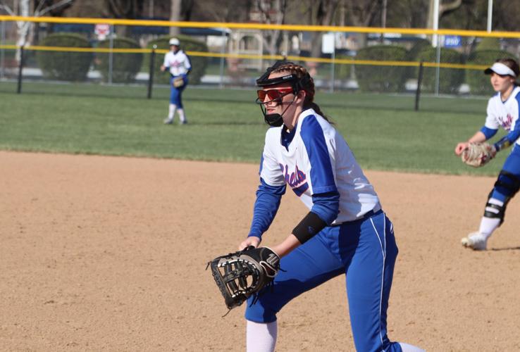 Photos Roxana Vs Breese Central Softball At Roxana Sports