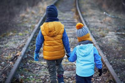 Measure ensures migrant children have access to IL schools safe from ...