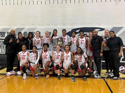 Alton wins sectional championship | Sports | advantagenews.com