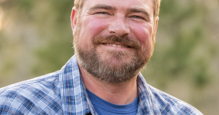 Chris Davis | Obituaries | advantagenews.com