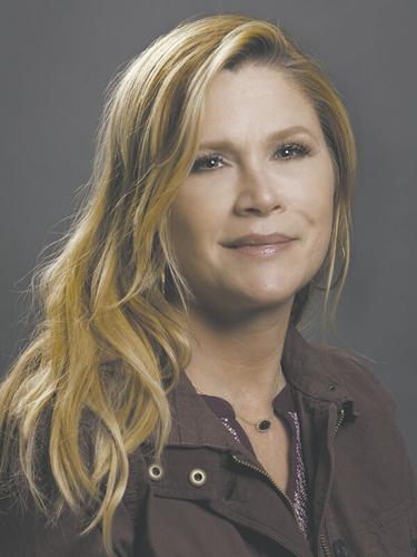 Kim Hopper | Extra | advantagenews.com