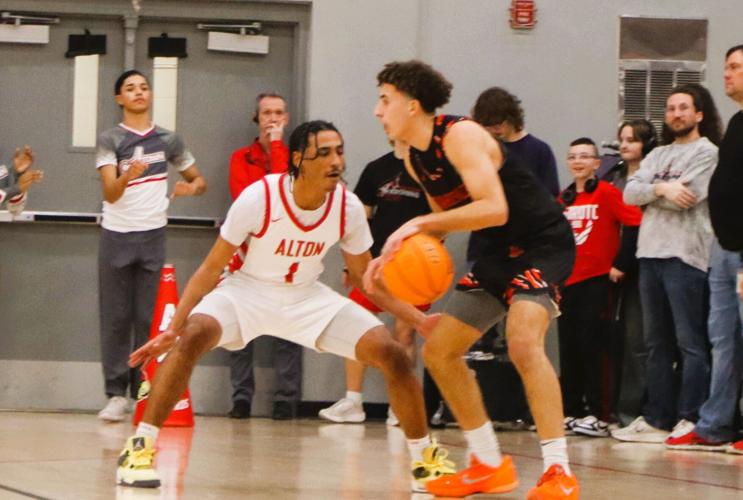 PHOTOS: Alton vs. Edwardsville boys basketball at Alton | Sports ...