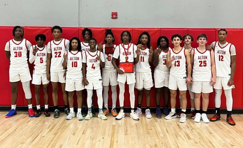 Redbirds go 4-0 at turkey tournament | Sports | advantagenews.com
