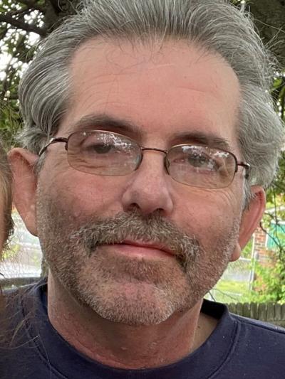 Christopher Moore | Obituaries | advantagenews.com