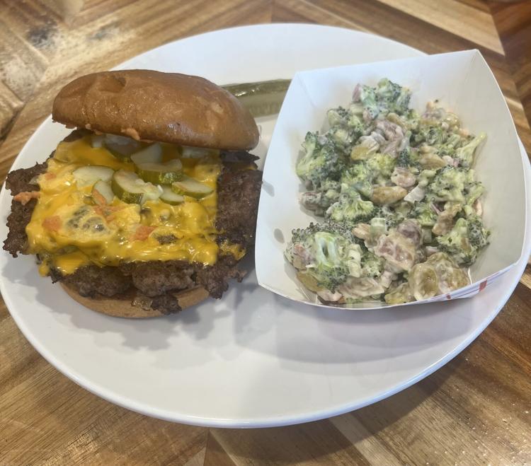 Flavor-packed lunch in cozy setting | Secret Diner | advantagenews.com