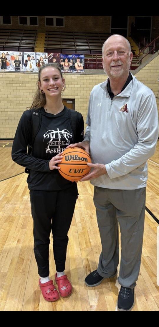 Buttry hits the 1,000 point mark | Sports | advantagenews.com