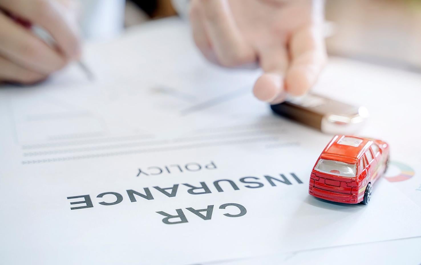 Home & auto insurance bills pass in Illinois | Local News ...