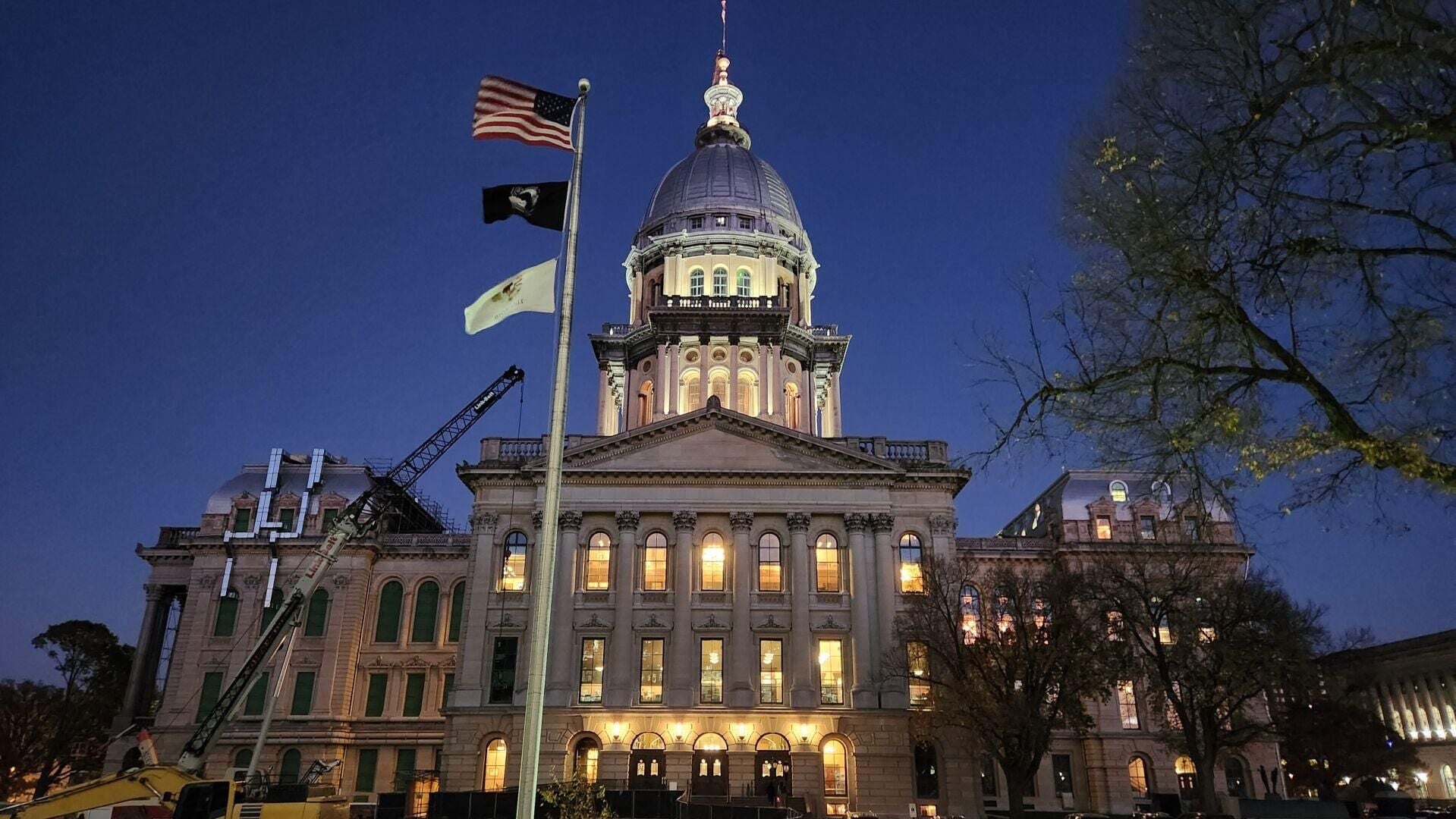 Budget passes in early morning session | Local News | advantagenews.com