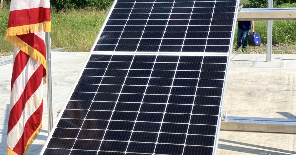 Solar array at IDOT facility coming together | Local News ...