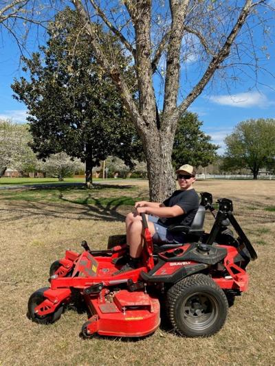 Just 15, but owns his own business | News | advertisergleam.com