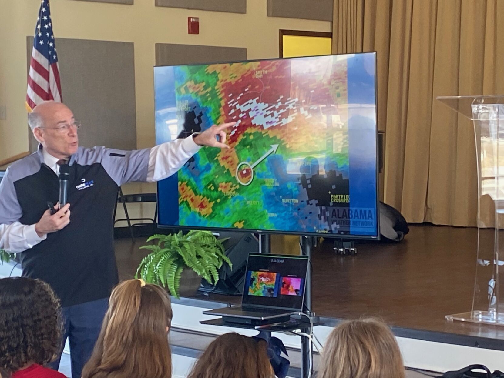 Legendary weatherman visits G'ville | News | advertisergleam.com