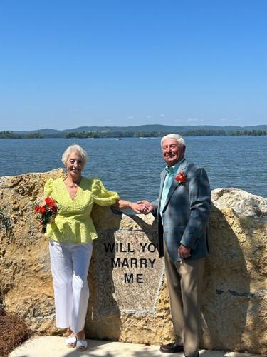 Marry Me rock sees 1st wedding | News | advertisergleam.com