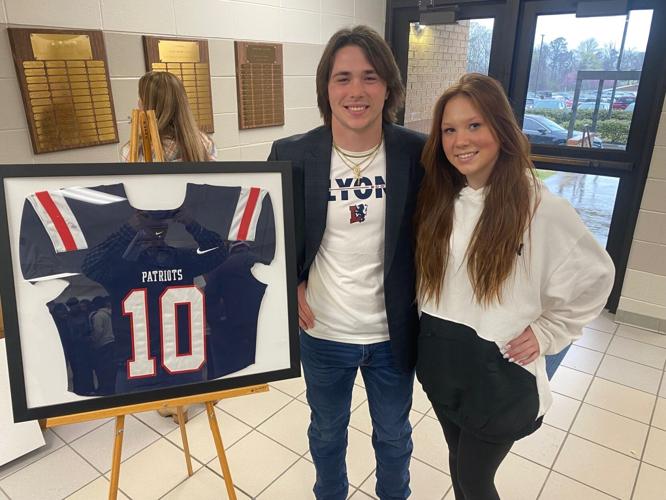 DAR – Collin chooses college football | Sports | advertisergleam.com