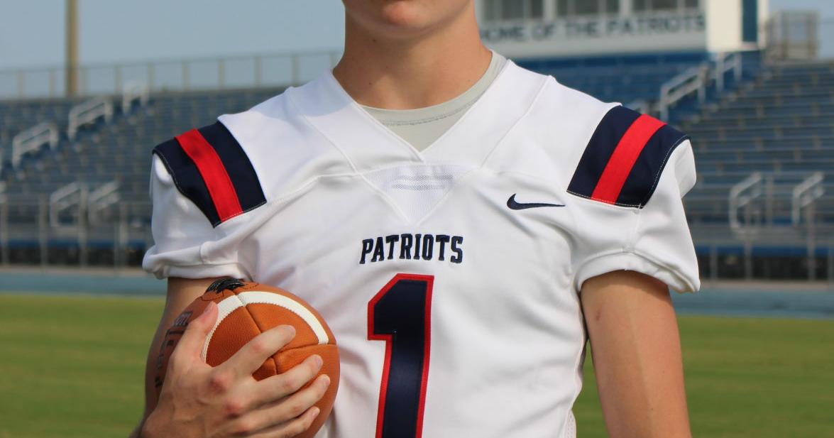 DAR Football Team Names 4 MVPs | News | advertisergleam.com