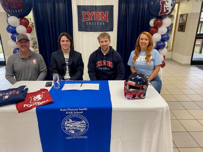 DAR – Collin chooses college football | Sports | advertisergleam.com