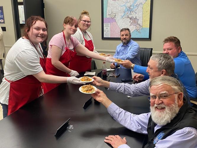 DAR girls to defend chef title | News | advertisergleam.com