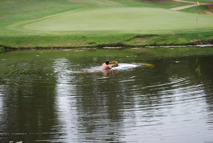 Car in pond story takes prize | News | advertisergleam.com