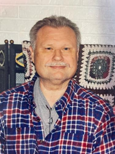 Roger Halbrooks | Obituaries | advertisergleam.com