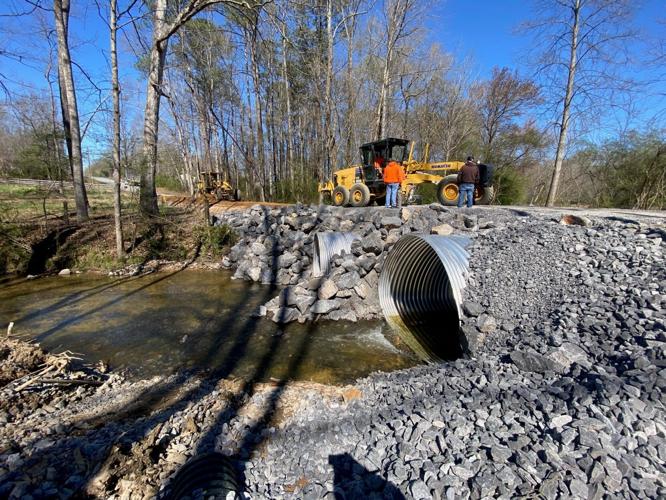 A new bridge on Dixon Road | News | advertisergleam.com