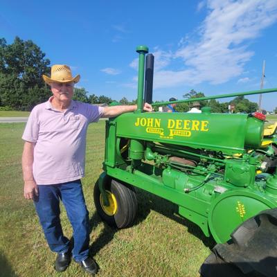 Could be 100 tractors at show | | advertisergleam.com