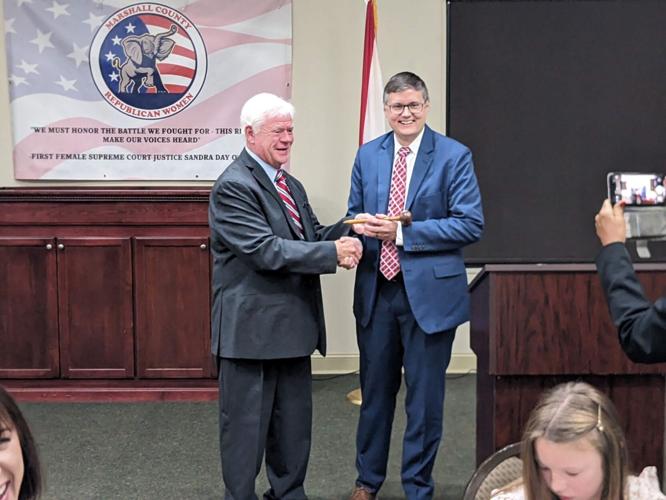 GOP celebrates Riley's long career | News | advertisergleam.com