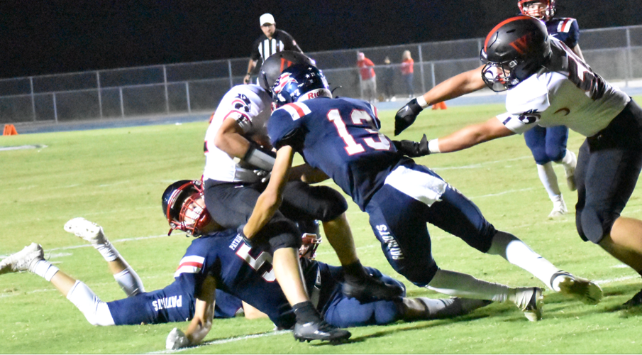 Football - A high flying win for DAR | Sports | advertisergleam.com