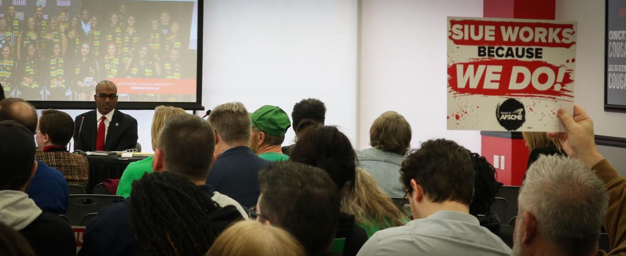 Union protest in MUC at SIUE | News | alestlelive.com