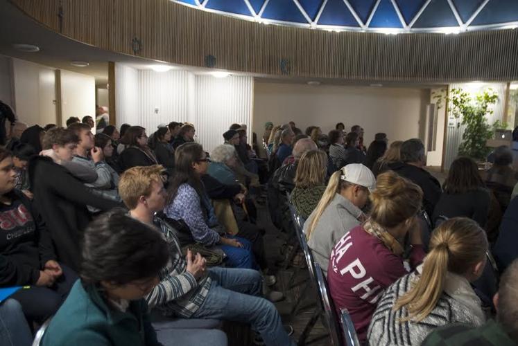 Master Carver discusses importance of culture, art throughout campus ...