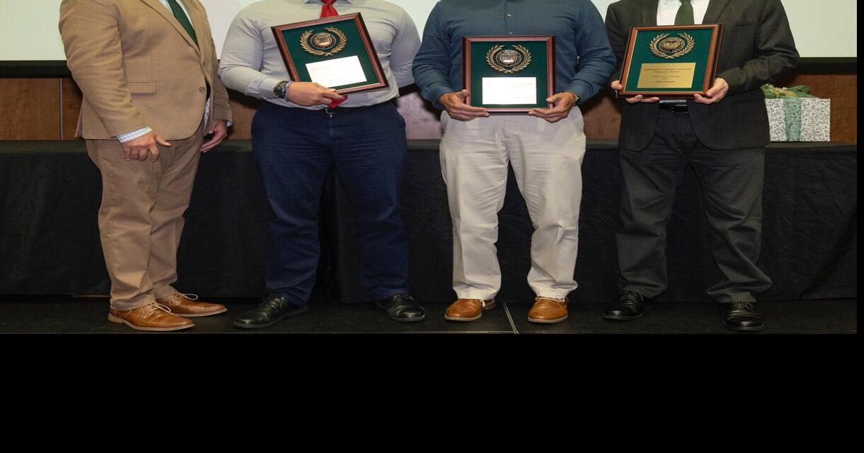 Southeastern faculty, staff receive top awards at Fall Convocation ...