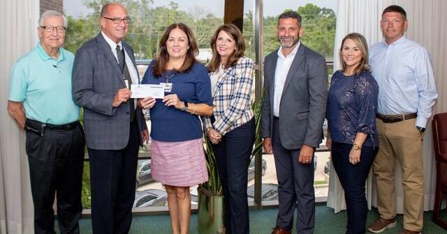 First Guaranty Bank presents largest single gift in North Oaks ...