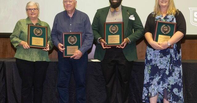 Southeastern faculty, staff receive top awards at Convocation ...