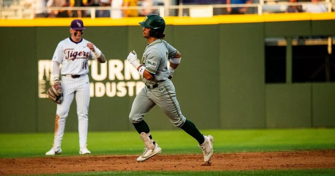 BASEBALL: SLU falls at No. 2-ranked LSU | Sports | an17.com